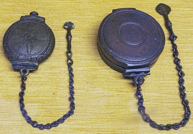 Chunam boxes [Galle National Museum]