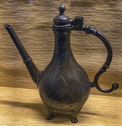 Foreign water vessel with handle [Galle National Museum]