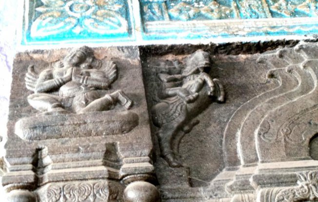 Figure 207. Garudan [Sculptures in temples in Kumbakonam]