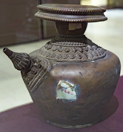 Kalash (auspicious vessel) [Buddhist Art Gallery: Kathmandu valley]