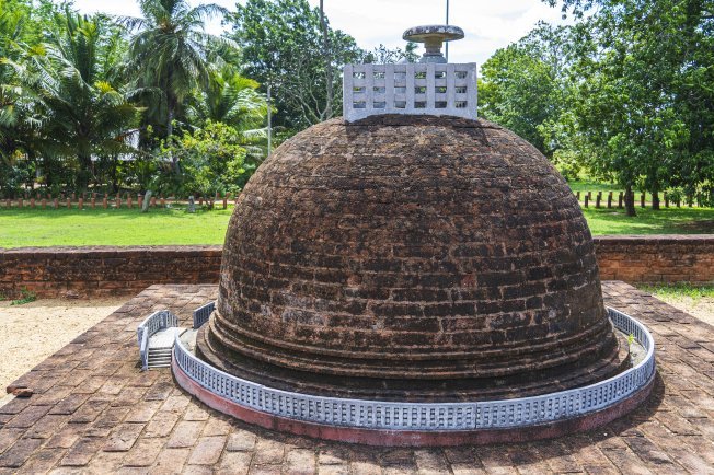 Model of Stupa (layout) [Sandagiri Stupa]