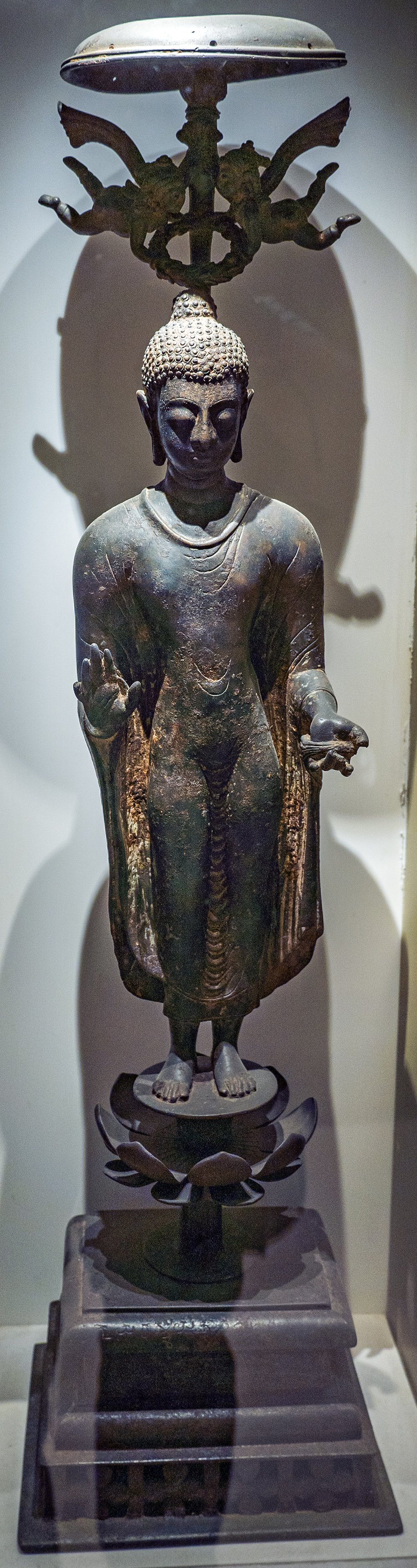 Buddha (5th century) (Gupta-Vakataka) [New Delhi Museum—Bronze images]