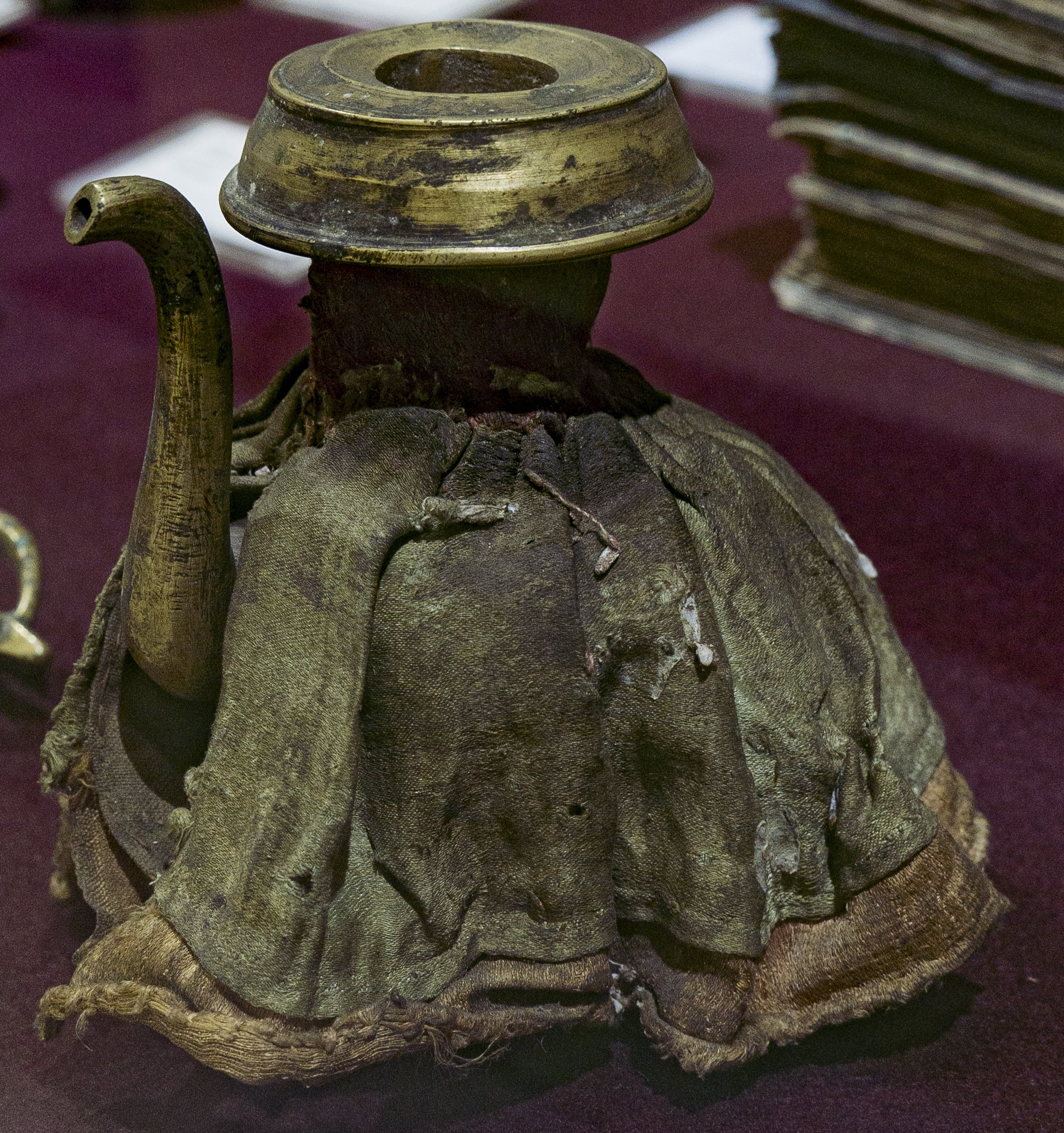 Ewer pot (20th century) [Buddhist Art Gallery: Northern Himalayan Section]