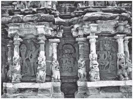 Figure 191: Niches no. 50 and no. 51 [Iconography based on Shaivite ...