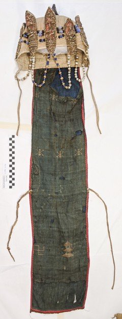 Figure 4.3.29: Helmet-shaped crown and triangular apron with [Tibetan ...