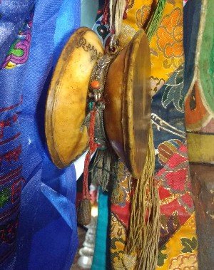 Figure 4.5.17: Two angles of a thod rnga made [Tibetan ritual objects]