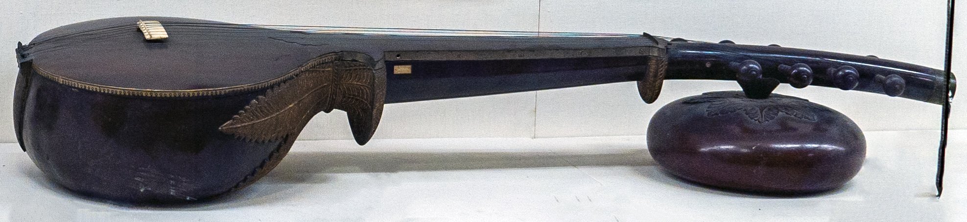 Gottuvadyam (20th century) [New Delhi Museum—Musical Instruments]