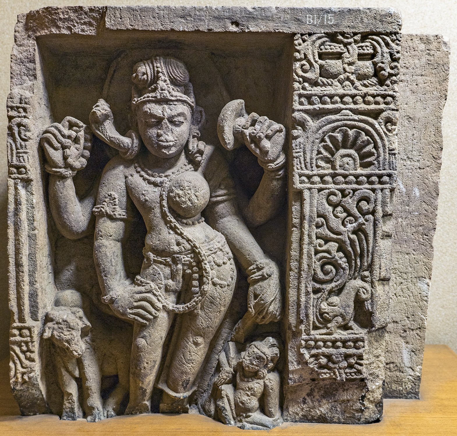 Sculpture of Ardhnarishwar (8th century) [Odisha State Museum—Hindu ...