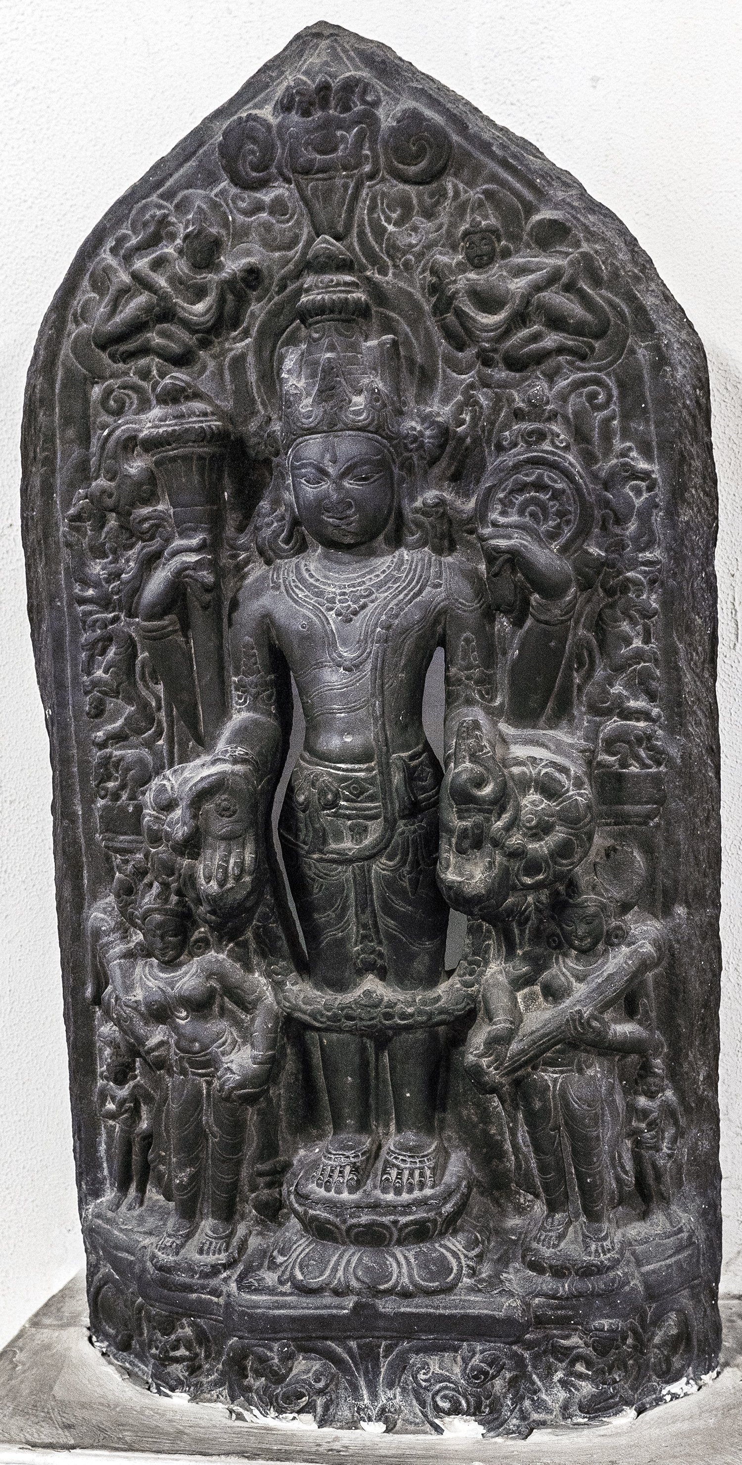 Vishnu (11th century) (Pala period) [New Delhi Museum—Various sculptures]
