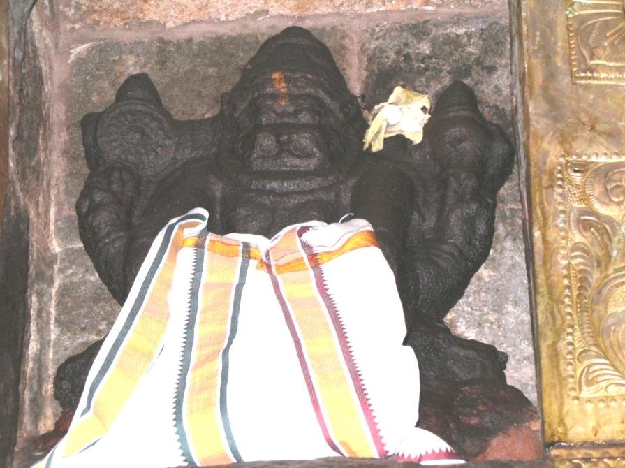 Figure 13b. Yoga Narasimhar [Sculptures in temples in Kumbakonam]